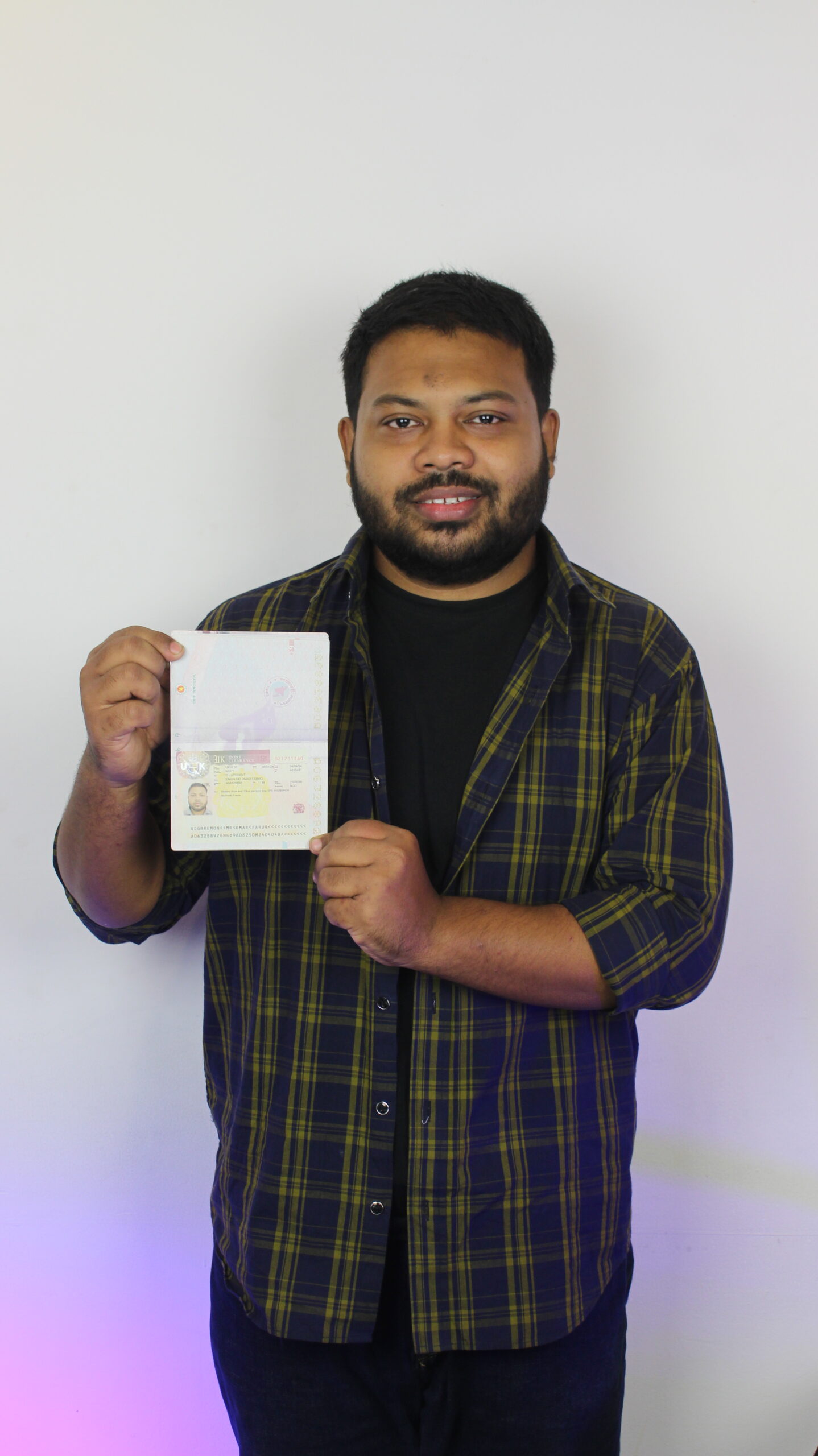 𝐇𝐞𝐚𝐫𝐭𝐢𝐞𝐬𝐭 𝐂𝐨𝐧𝐠𝐫𝐚𝐭𝐮𝐥𝐚𝐭𝐢𝐨𝐧 𝐭𝐨 𝐌𝐃 𝐎𝐌𝐀𝐑 𝐅𝐀𝐑𝐔𝐐 𝐄𝐌𝐎𝐍 𝐟𝐨𝐫 𝐠𝐞𝐭𝐭𝐢𝐧𝐠 𝐡𝐢𝐬 𝐔𝐊 𝐕𝐈𝐒𝐀 ...