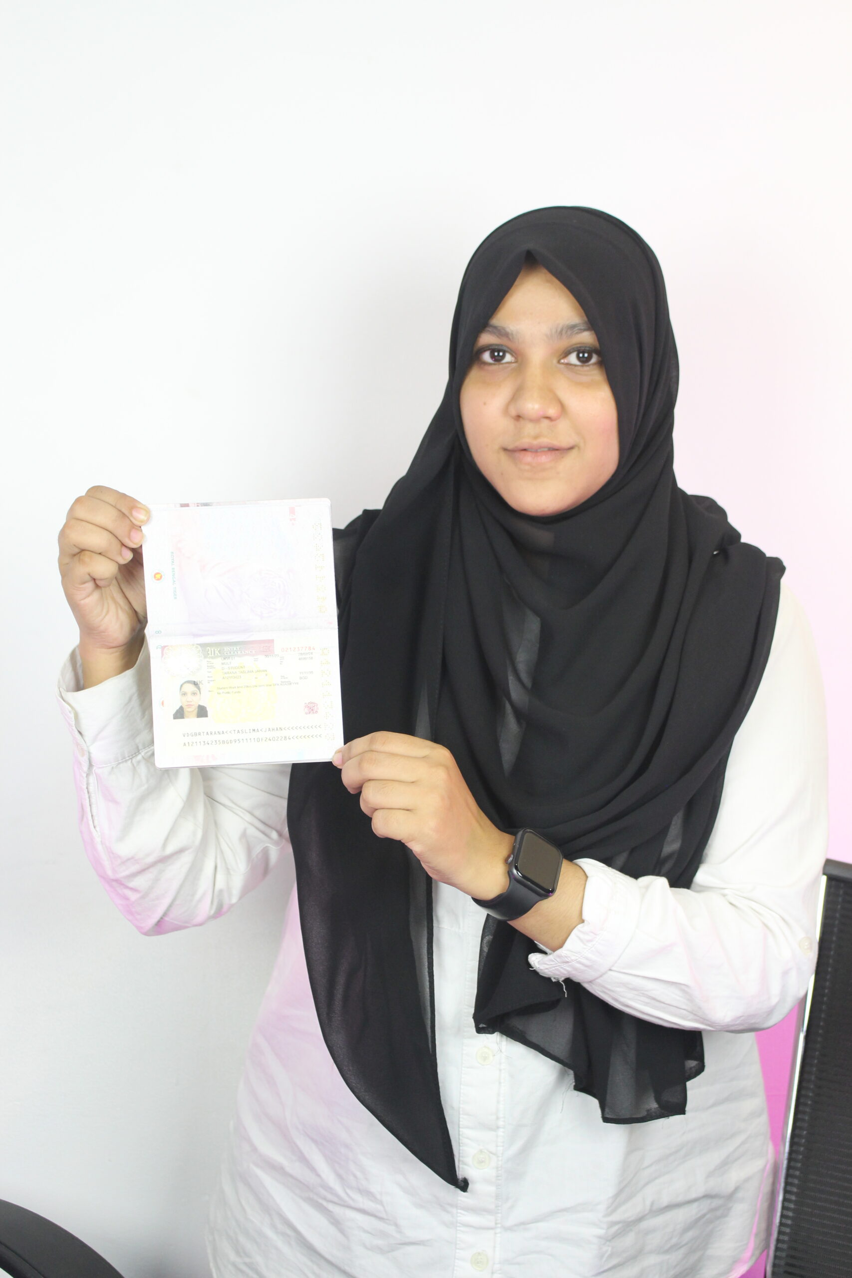 𝐂𝐨𝐧𝐠𝐫𝐚𝐭𝐮𝐥𝐚𝐭𝐢𝐨𝐧𝐬 𝐭𝐨 𝐓𝐚𝐬𝐥𝐢𝐦𝐚 𝐉𝐚𝐡𝐚𝐧 𝐓𝐚𝐫𝐚𝐧𝐚 𝐟𝐨𝐫 𝐬𝐮𝐜𝐜𝐞𝐬𝐬𝐟𝐮𝐥𝐥𝐲 𝐨𝐛𝐭𝐚𝐢𝐧𝐢𝐧𝐠 𝐡𝐞𝐫 𝐔𝐊 𝐕𝐢𝐬𝐚 !! - BD Expert ...