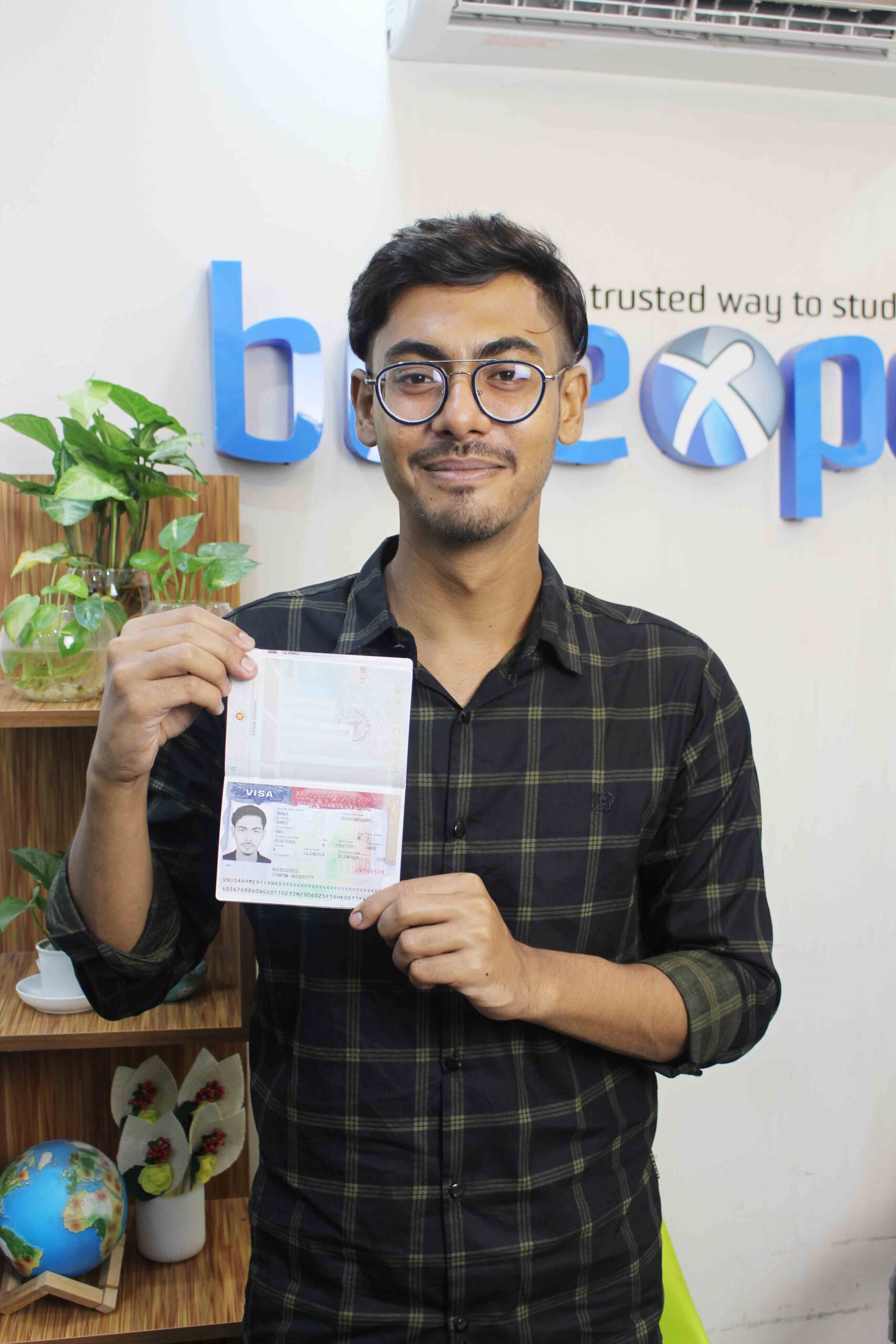 𝐇𝐞𝐚𝐫𝐭𝐢𝐞𝐬𝐭 𝐂𝐨𝐧𝐠𝐫𝐚𝐭𝐮𝐥𝐚𝐭𝐢𝐨𝐧 𝐭𝐨 𝐀𝐍𝐀𝐒 𝐀𝐇𝐌𝐄𝐃 𝐟𝐨𝐫 𝐠𝐞𝐭𝐭𝐢𝐧𝐠 𝐡𝐢𝐬 𝐔𝐒𝐀 𝐕𝐈𝐒𝐀 !! - BD Expert Education